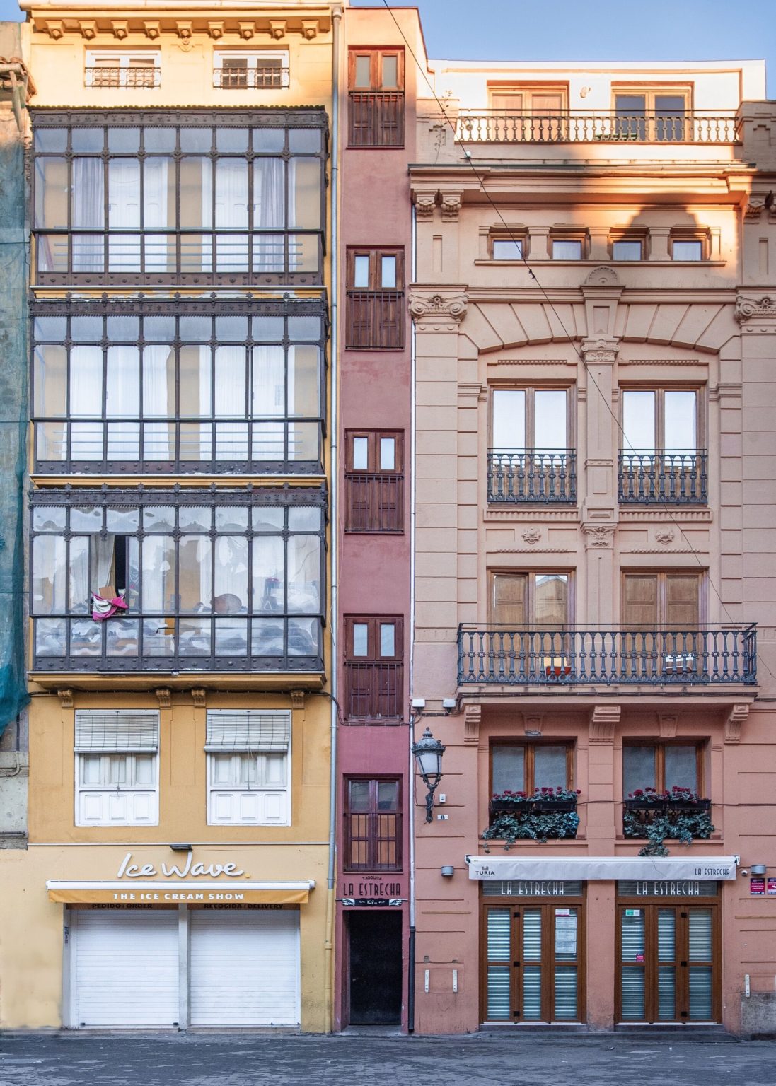 Valencia Bucket List: 20 Top Things to Do in Valencia