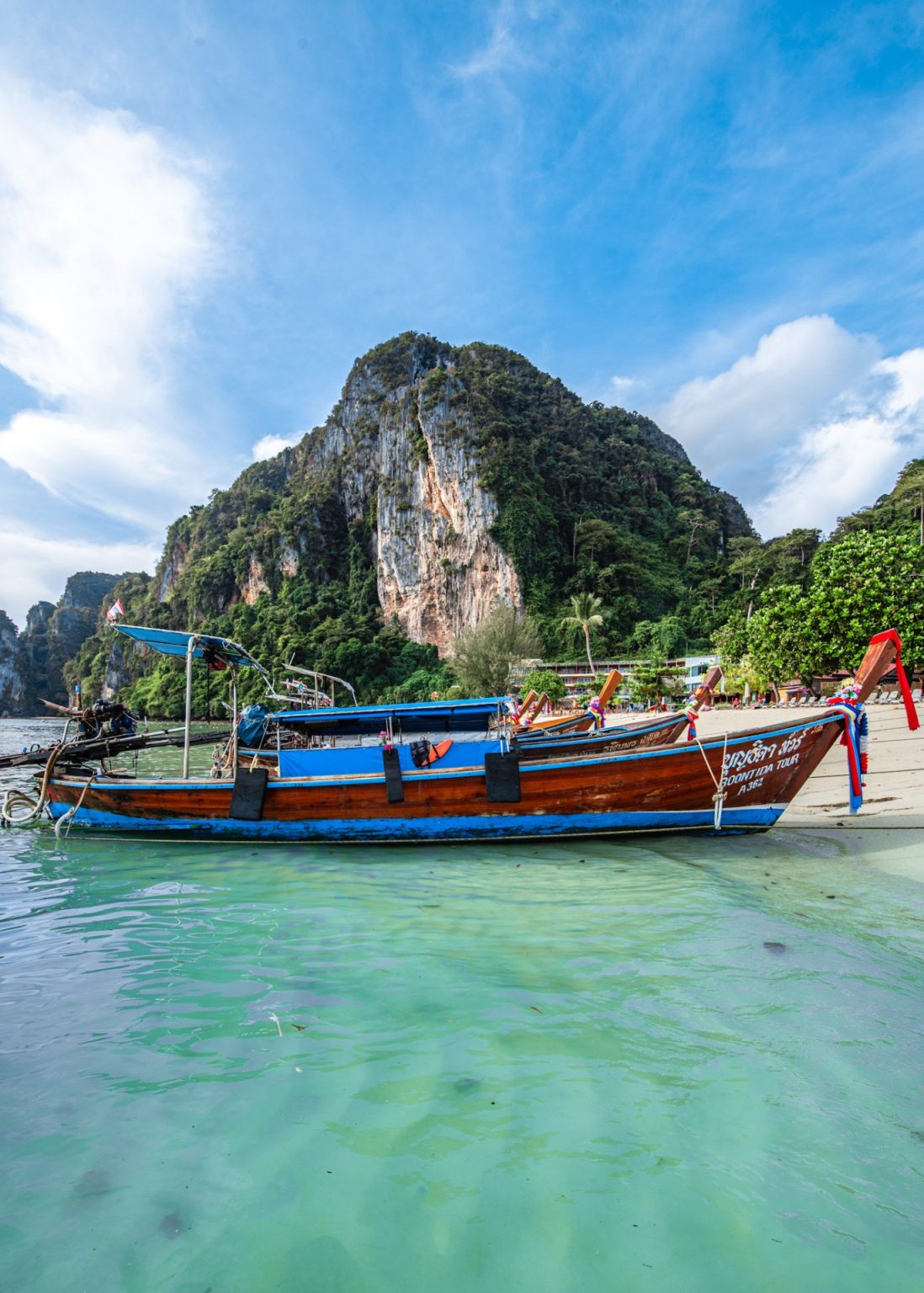 Phi Phi Travel Guide: How to Visit Phi Phi Islands in 2025?